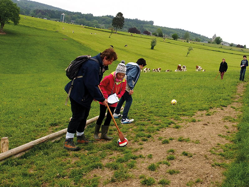 Ferme Monville : Jouez au Golf Fermier à Stoumont